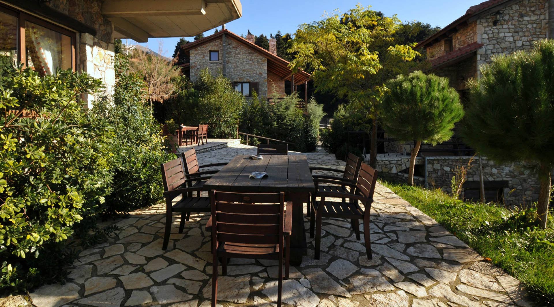 Καλάβρυτα, Georgio’s V Chalet, Kalavrita Hotel, Διαμονή στα Καλάβρυτα ...